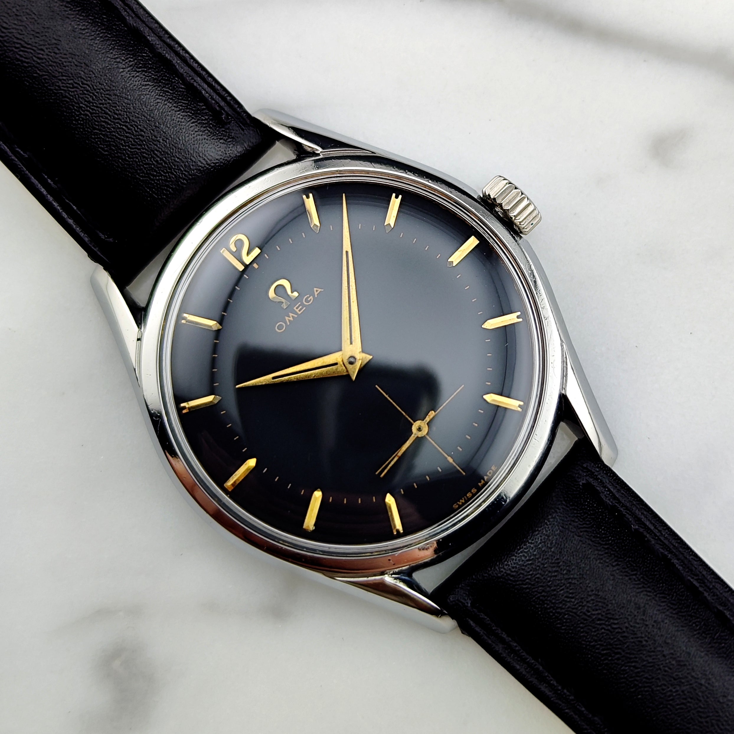 Omega Classic Black Dial 1956 Ref. 2881 Vintage Gold – Aigner & Fuchs