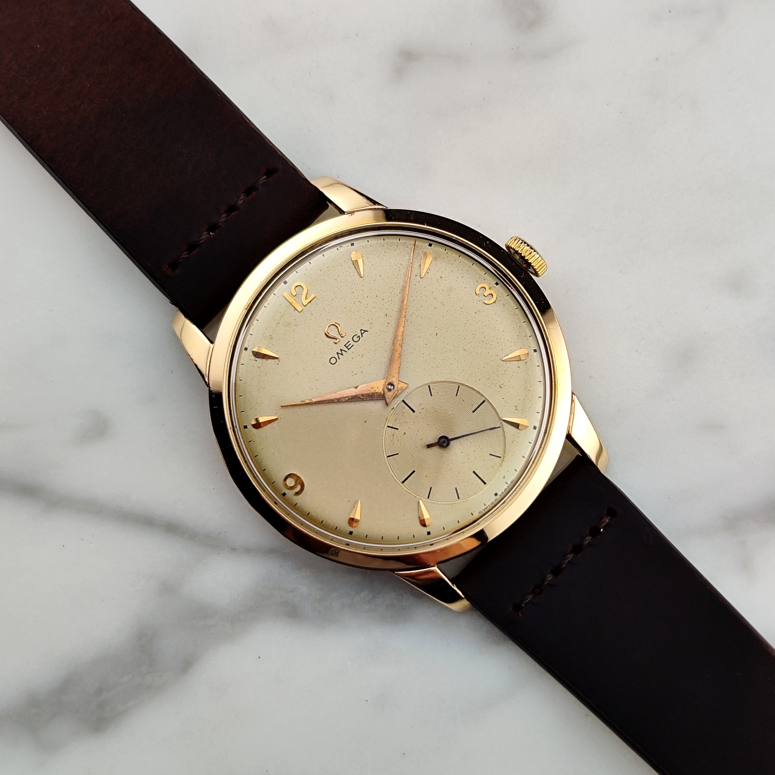Vintage Omega Classic Rare Rose Gold 1954 [REF. 2501] – Aigner & Fuchs