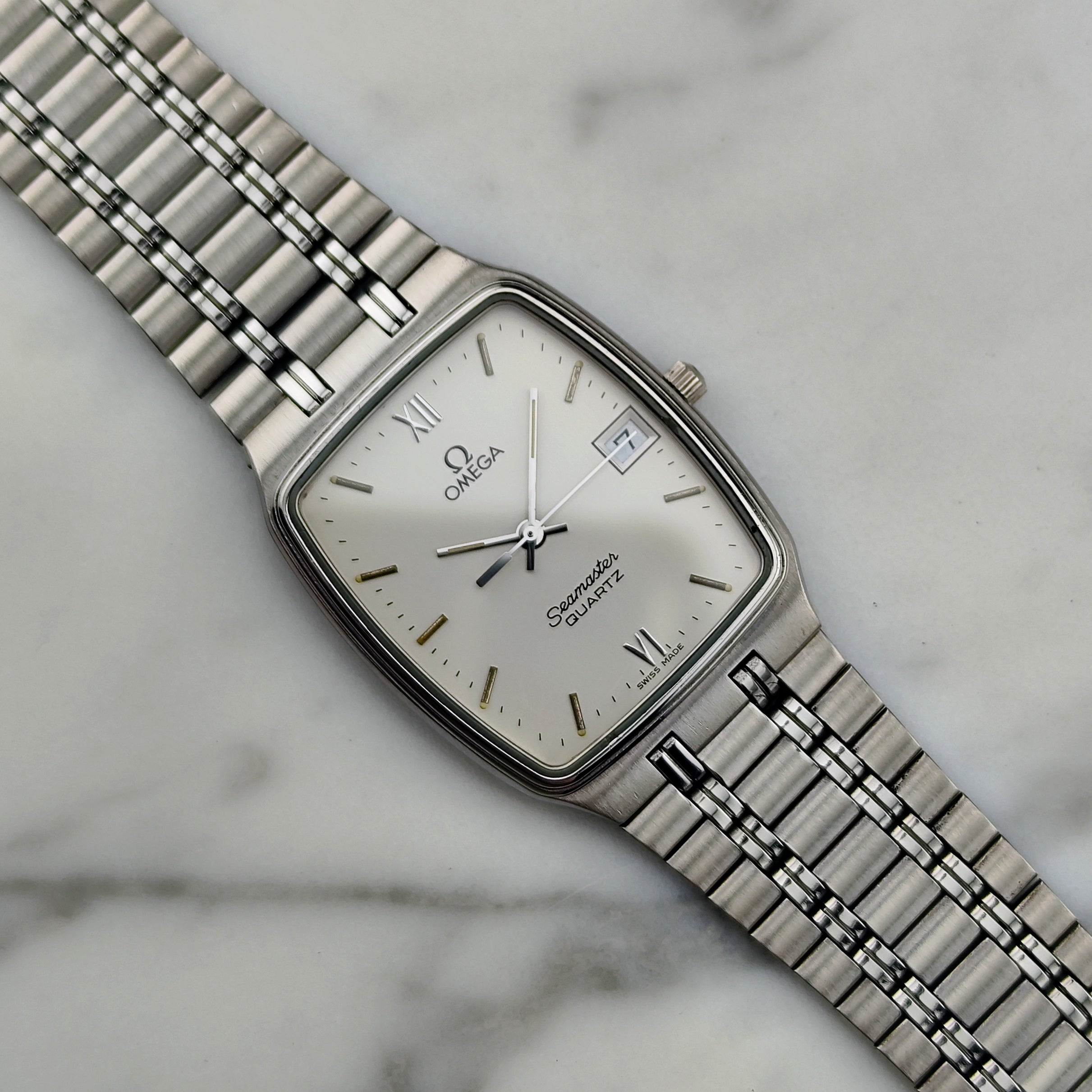 Omega Seamaster Quartz White Dial Date 1982 Ref. 196.0289 Mint – Aigner ...